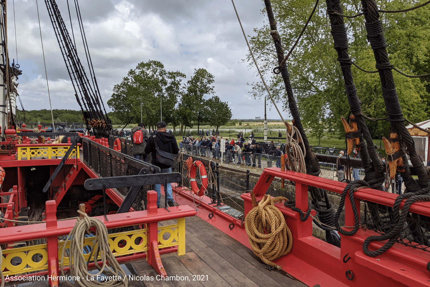 Les plus belles images du départ de L'Hermione, de Rochefort à La ...